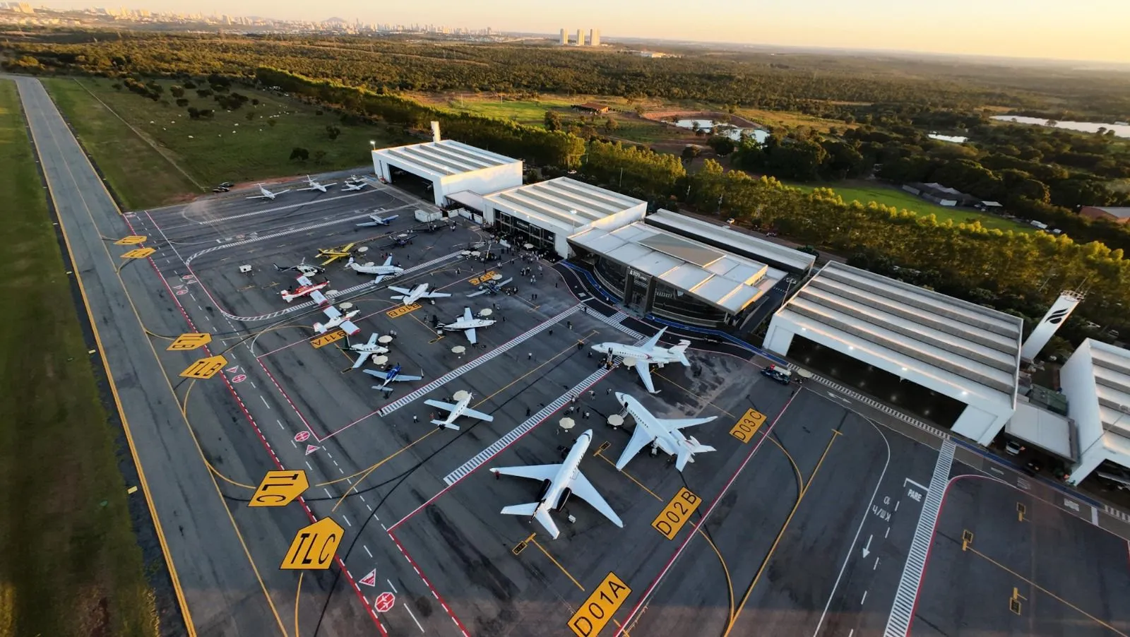 Inauguração do Terminal de Aviação Executiva Luzia Maggi Scheffer ...